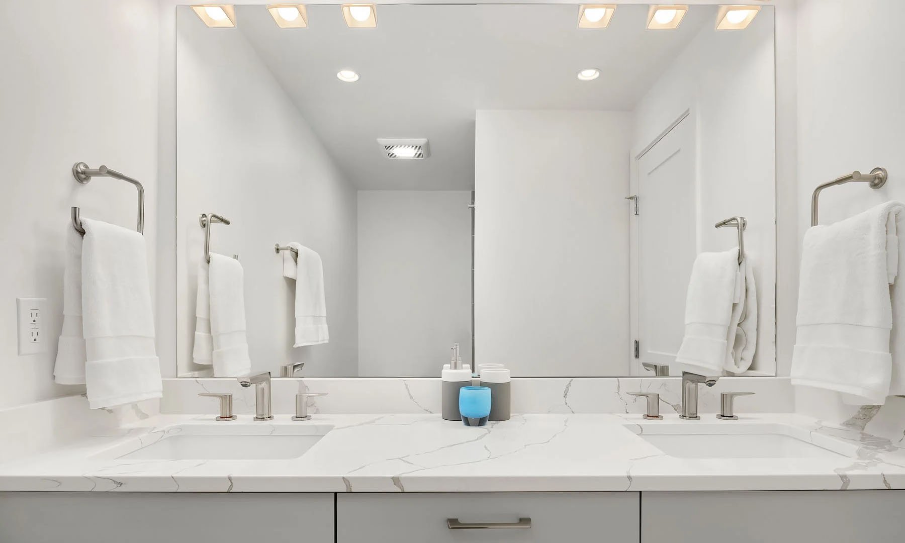 7 Design Elements to Include in Your Master Bathroom